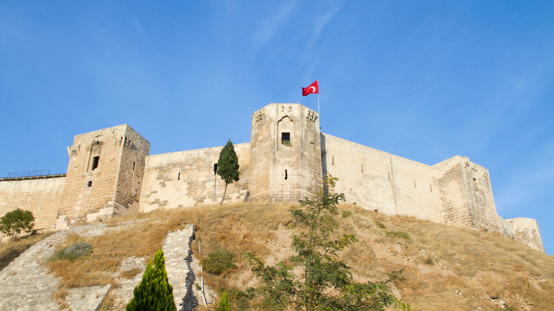 UPDATE 9-2: Turkish Ministry confirms 'deformations' and 'cracks' to ...